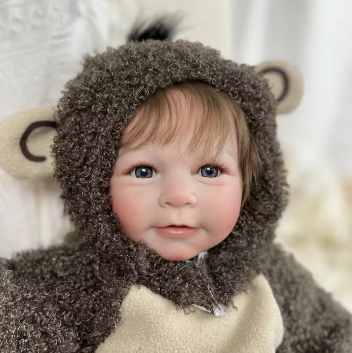 Lisa – The 22-Inch Cuddly Bebe Reborn Doll – Reborn Dolls NZ